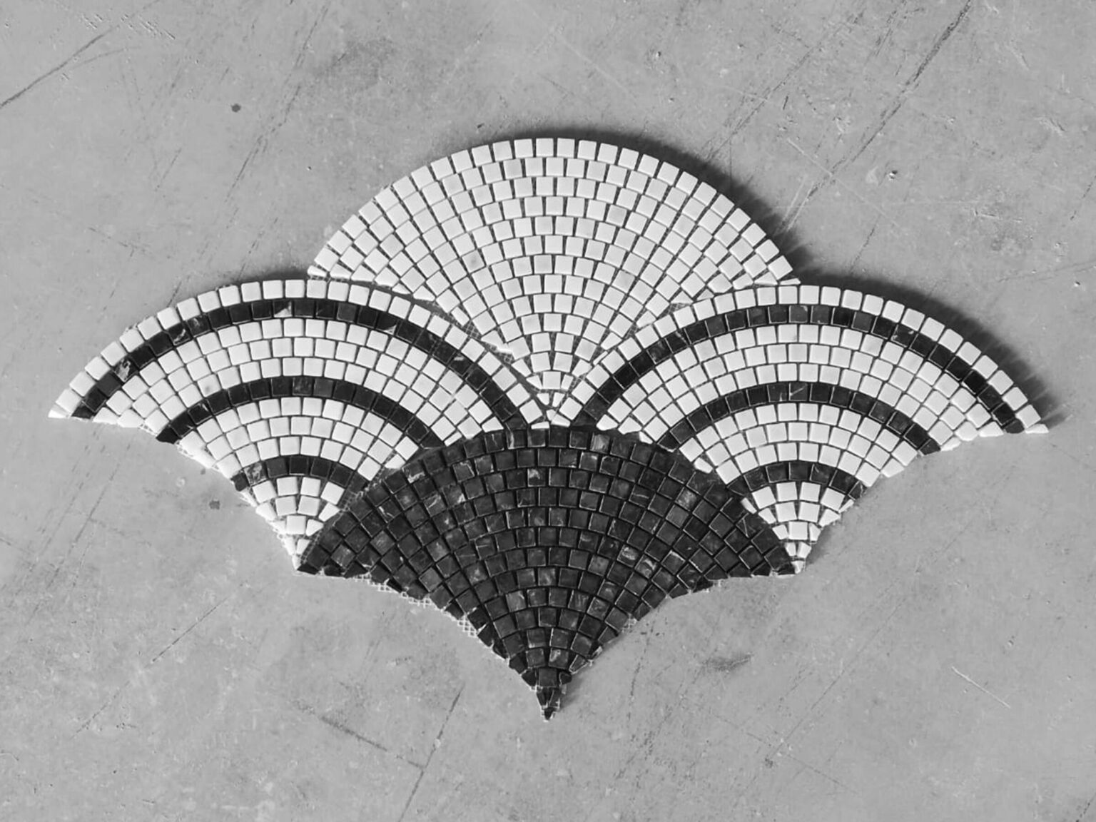 Calacatta Tumbled Marble Fan Scallop Mosaic Tiles | Fast Delivery ...